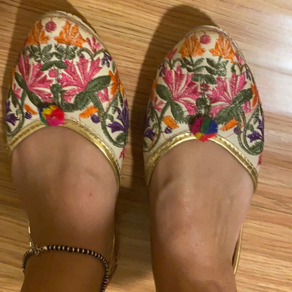 Indian Slip Ons - Gem